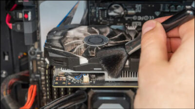 How to Remove Graphics Card from Motherboard [Like a PRO]