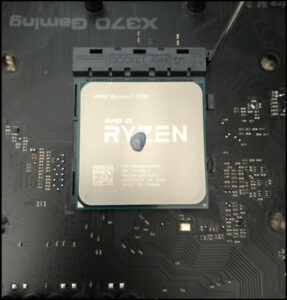 How to Clean Thermal Paste Off CPU [Step-by-Step Instructions]