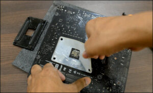 How to Remove CPU Backplate Safely [Step-By-Step Guide]