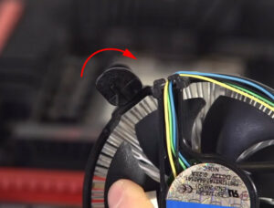 How to Install/Remove a CPU Cooler [Beginners Guide]